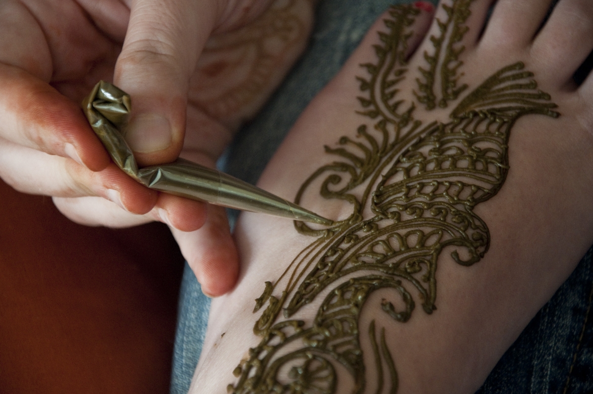 Photos – Henna Stories